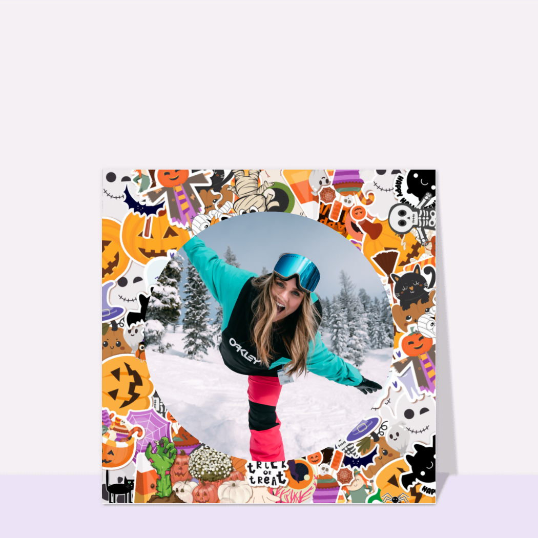 Halloween coloré avec monstres en fête - Carte halloween